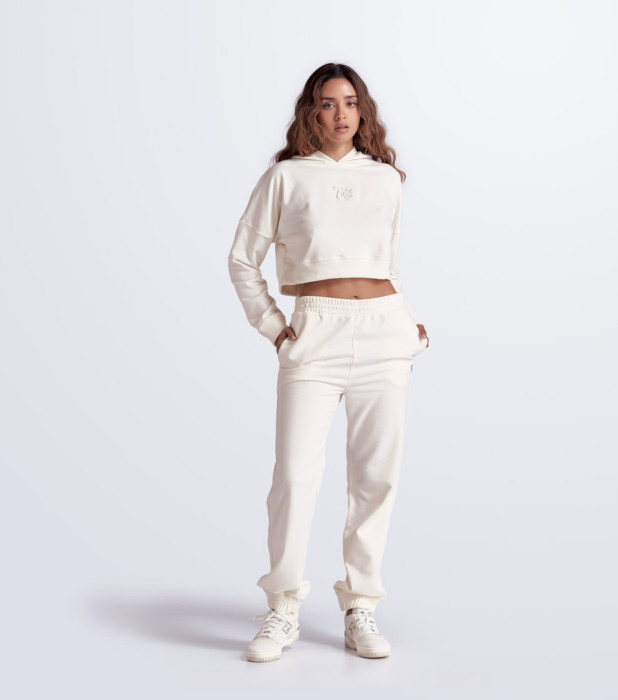 DAELA SET EN BURDA RELAXED TYPER